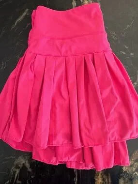Goldhinge | Skirts | Bright Pink Pleated Mini Skirt With Tiered Hem ...